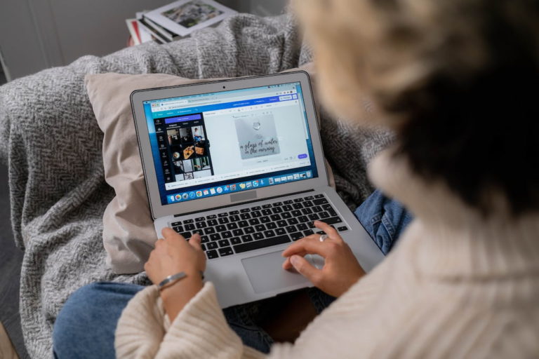 The Ultimate Handbook to Canva Time Tracking